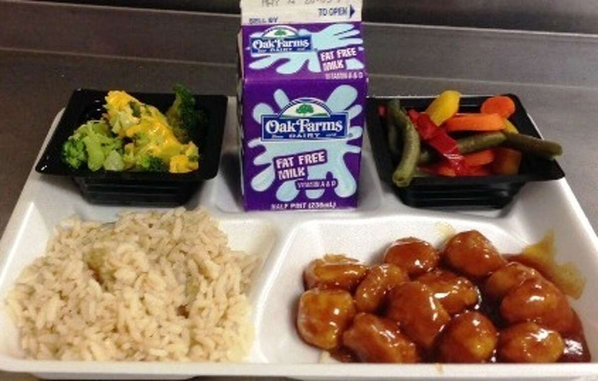 School lunches more nutritious than lunch brought from home