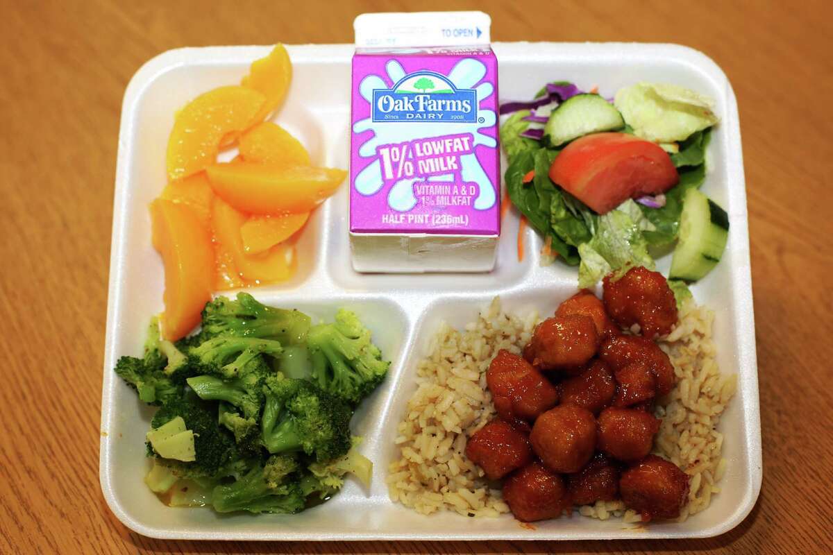 School lunches more nutritious than lunch brought from home