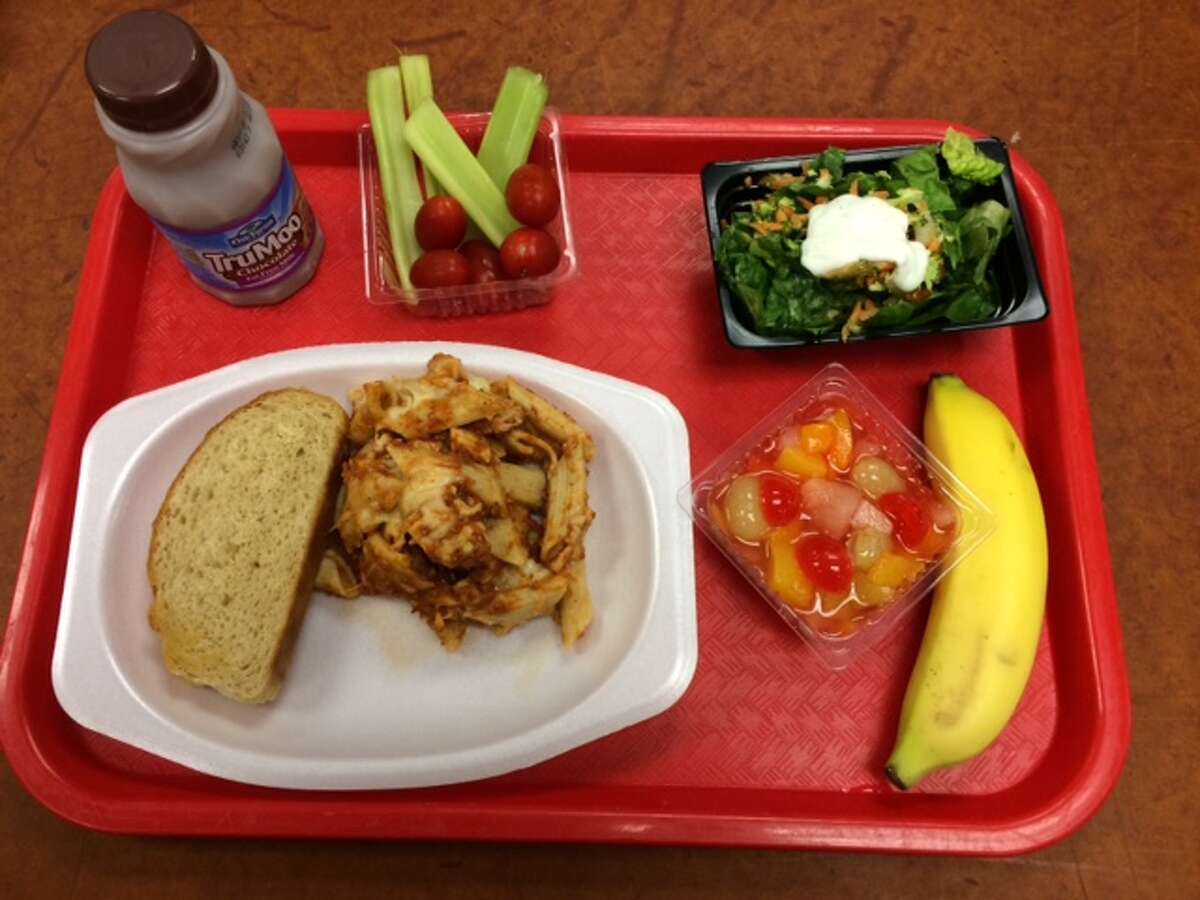 School lunches more nutritious than lunch brought from home
