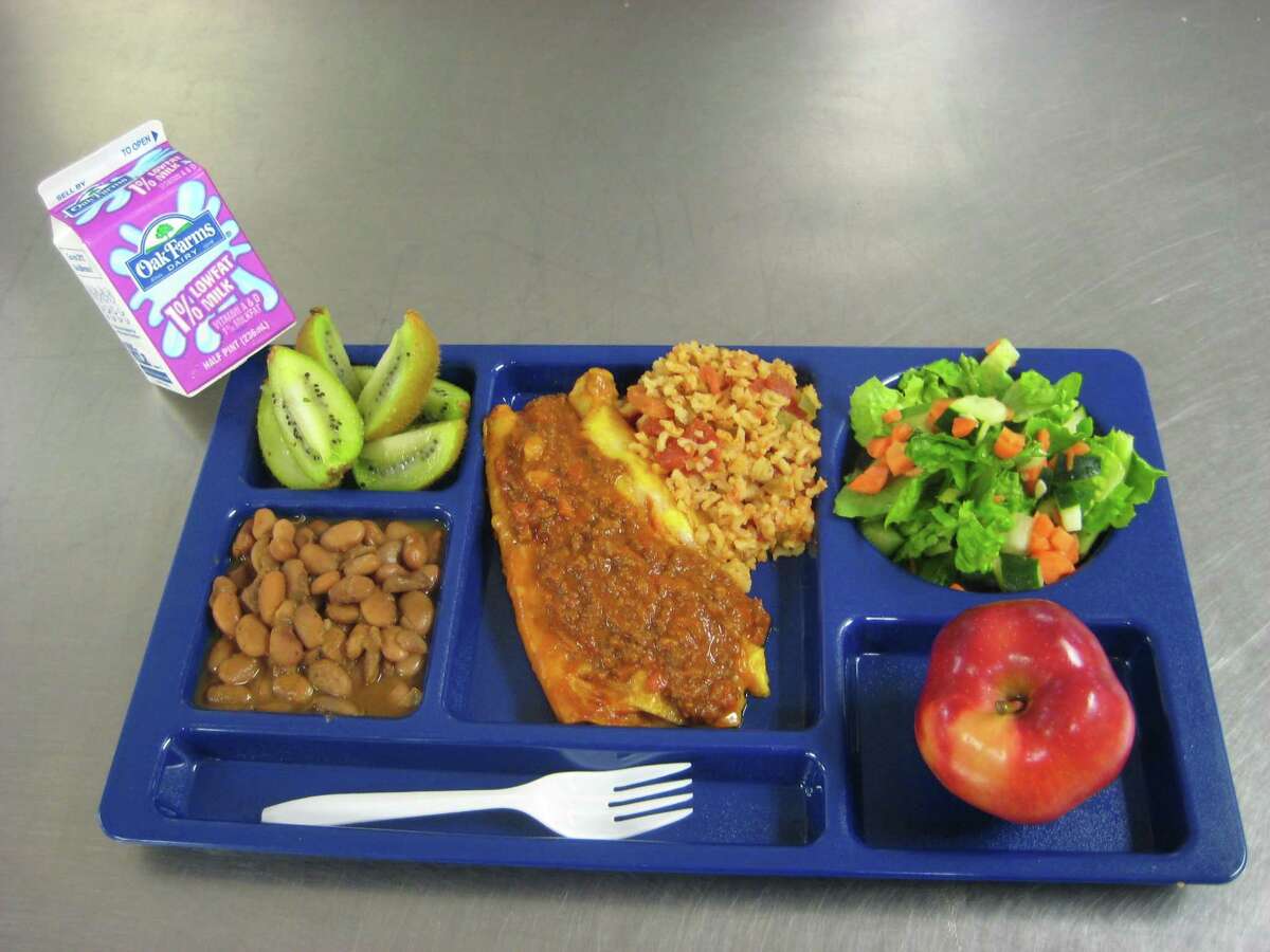 School lunches more nutritious than lunch brought from home