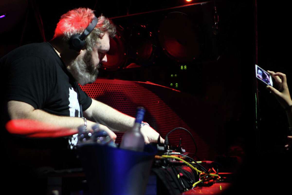 Hodor of 'Game of Thrones’ unleashes his DJ side at S.F. rave
