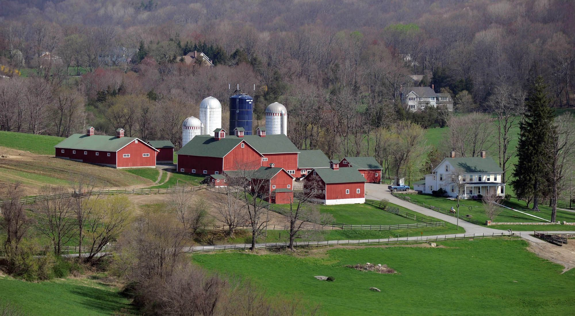 Sherman voters approve Full Circle Farming for Happy Acres
