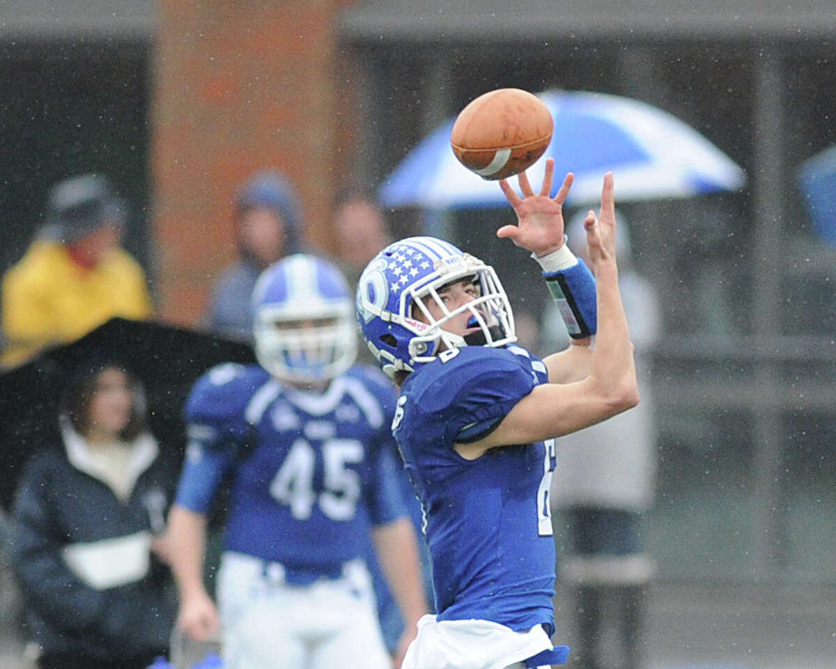 Darien routs Naugatuck for return trip to state final
