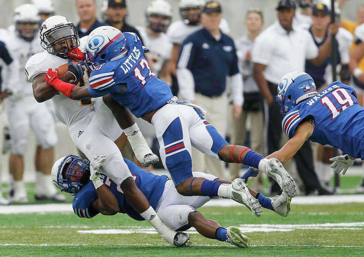 Cypress Ranch edges Dickinson in wild 6A Region III Division I final