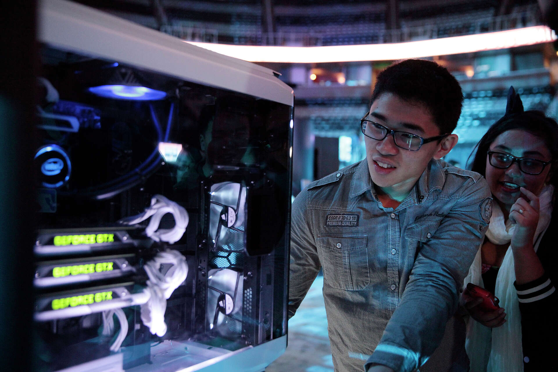 Pro video gamers hope to elevate to big leagues at San Jose arena