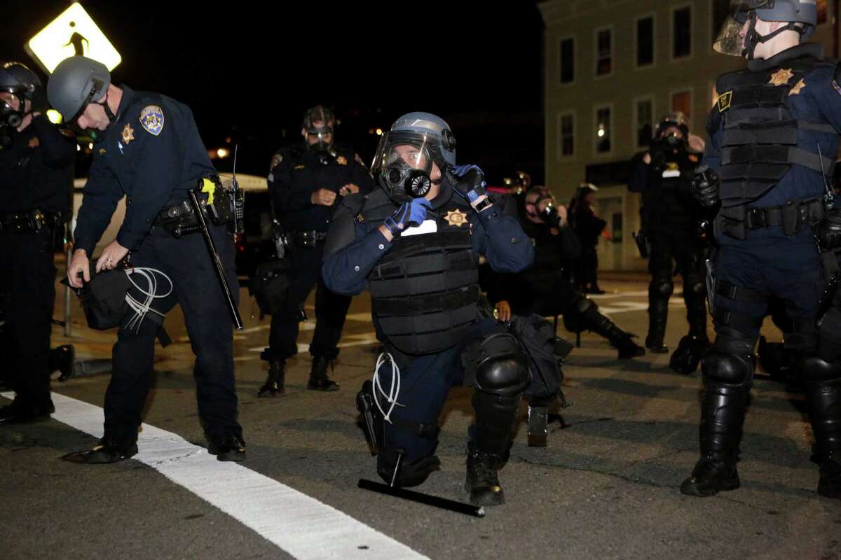 Police use tear gas on Berkeley protesters