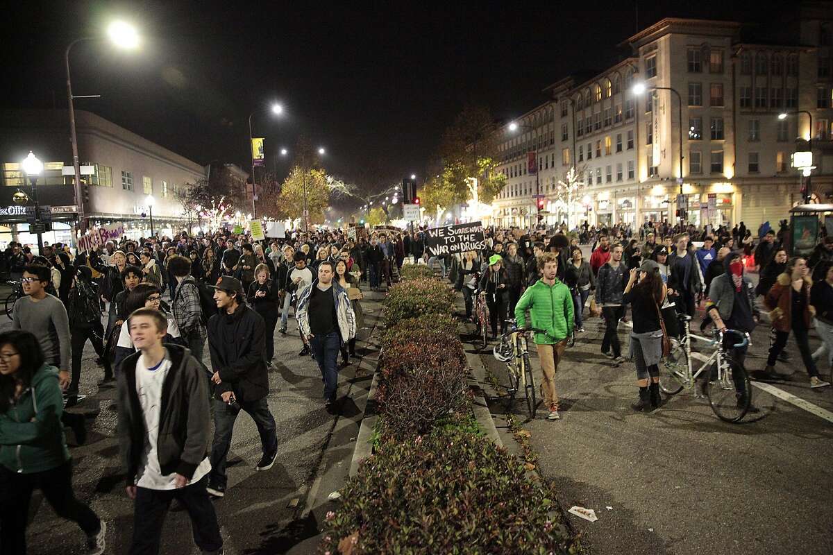 More protests: Highway 24 blocked; vandalism, looting in Berkeley