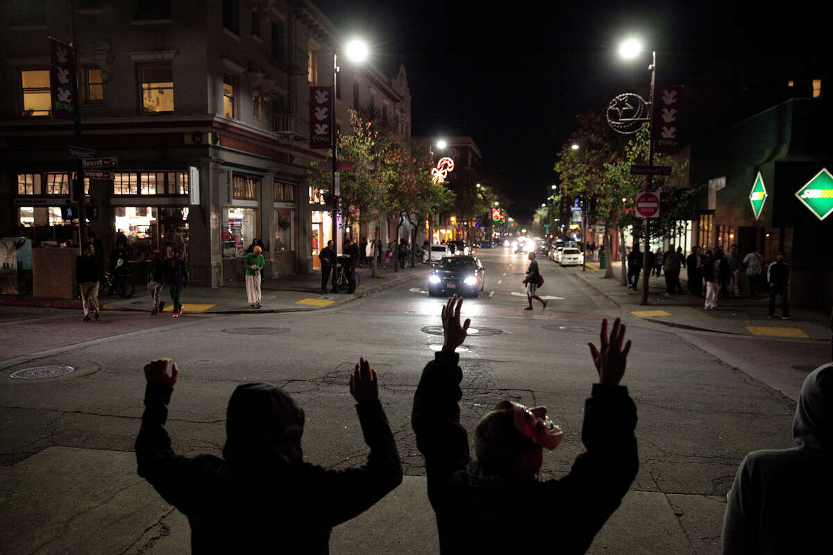 More protests: Highway 24 blocked; vandalism, looting in Berkeley