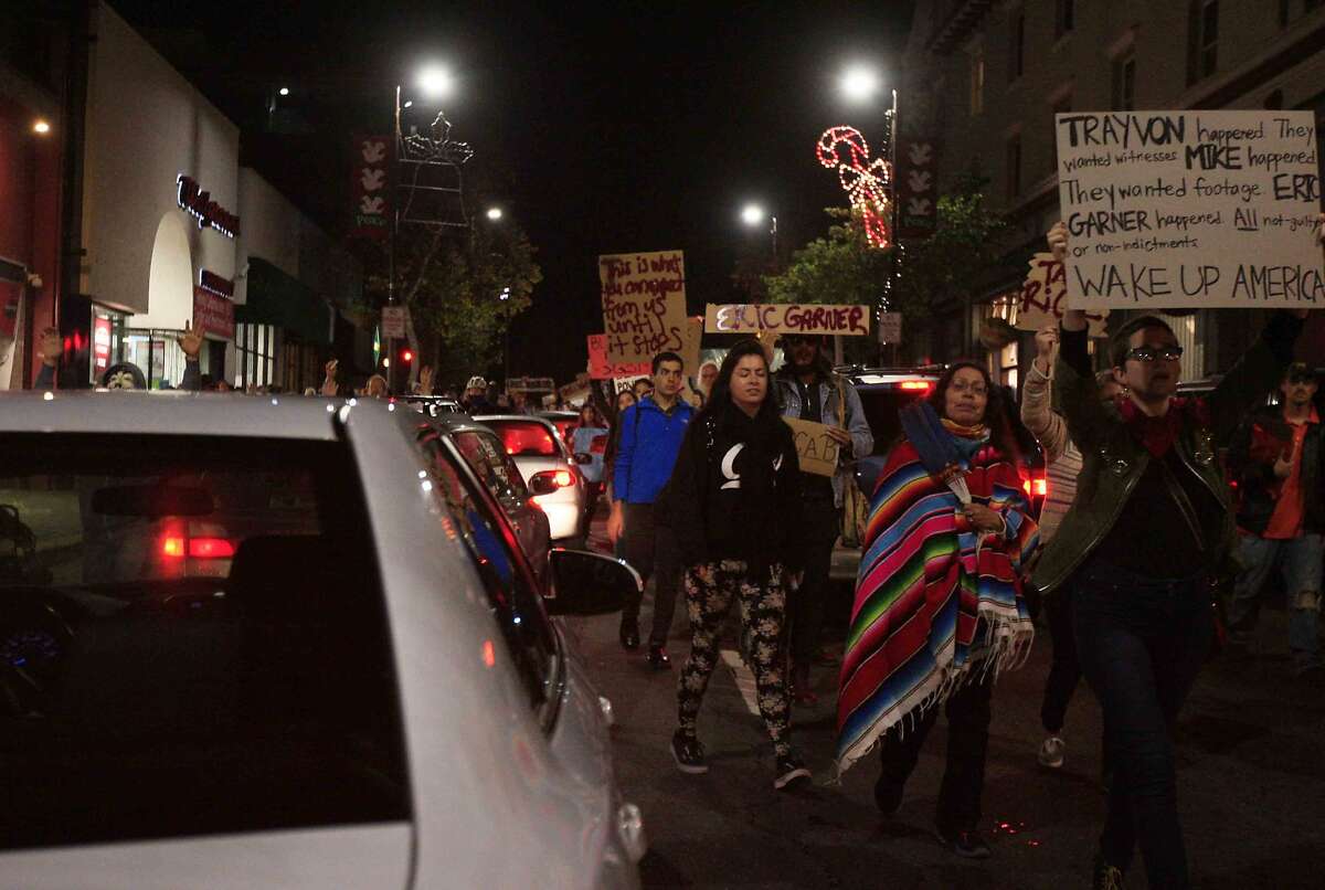 More protests: Tear gas, vandalism, looting in Calif. Bay Area