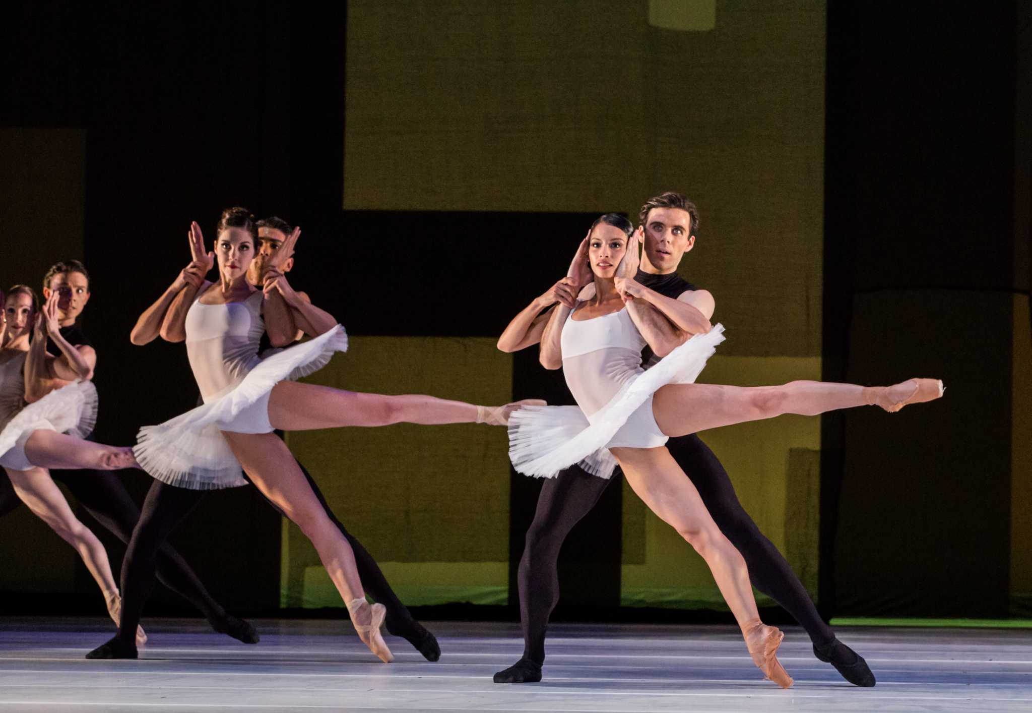 'Jubilee of Dance' soulfully celebrates movement