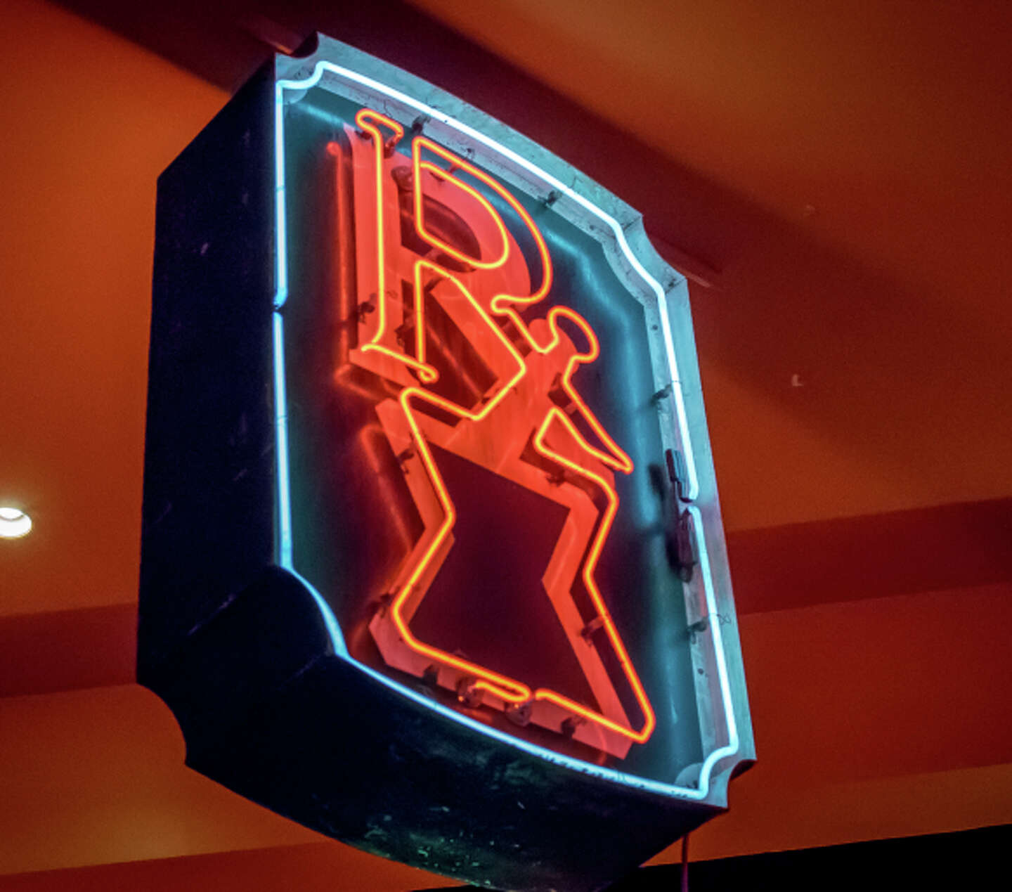 Rx bar in S.F.: Well-crafted cocktails for the bar-stool set