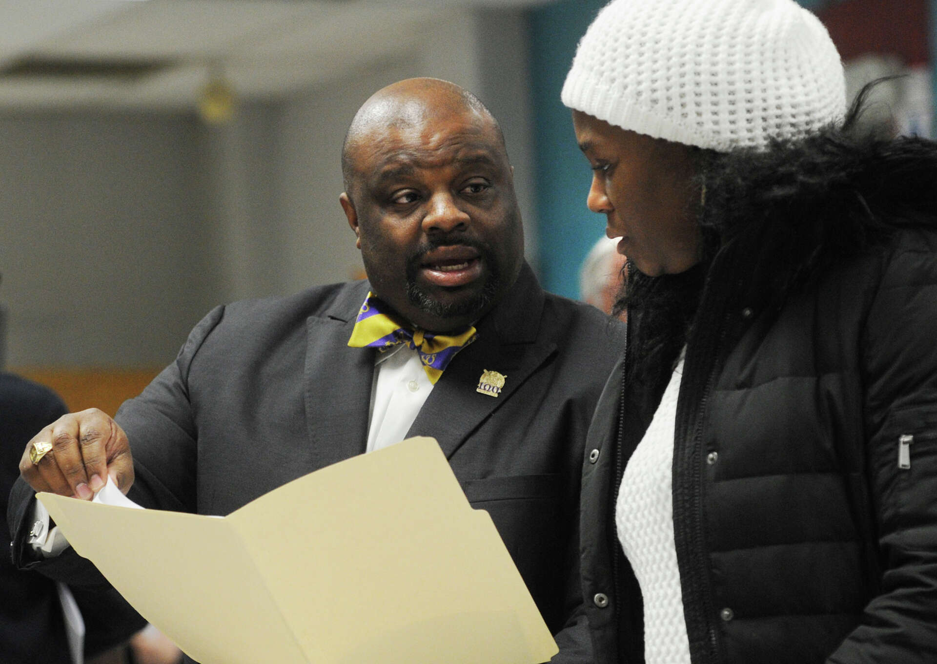 Hennessey voted school board's new chairman