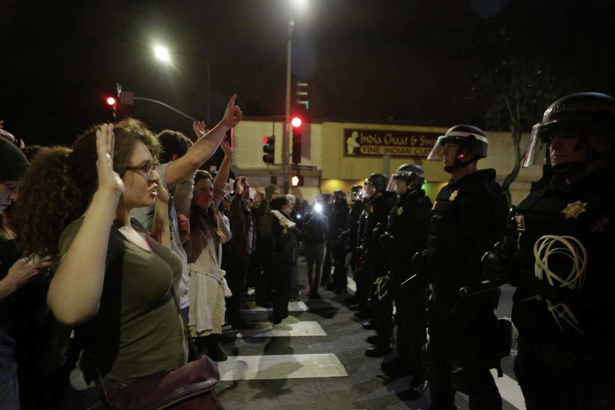 Berkeley protest swells to more than 1,000, closes I-80