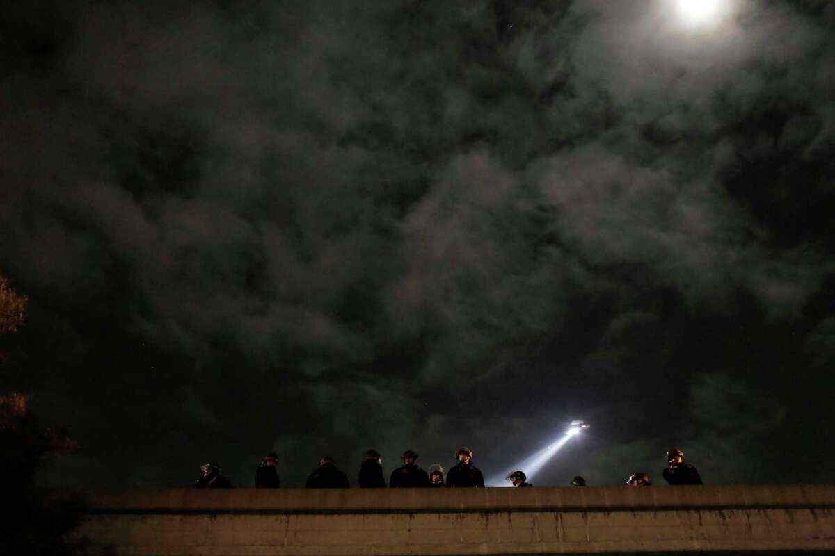 Berkeley protest swells to more than 1,000, closes I-80