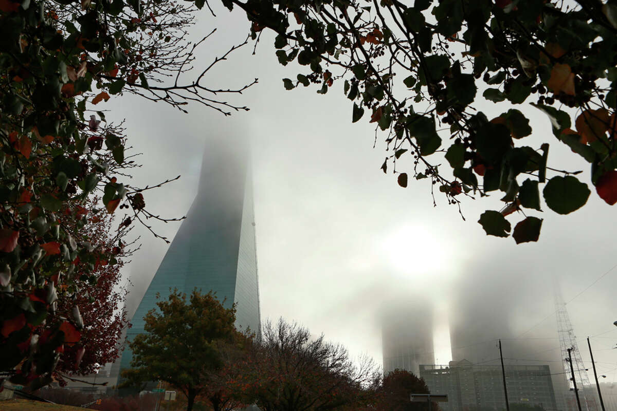 Crazy Dallas fog makes for spectacular photos