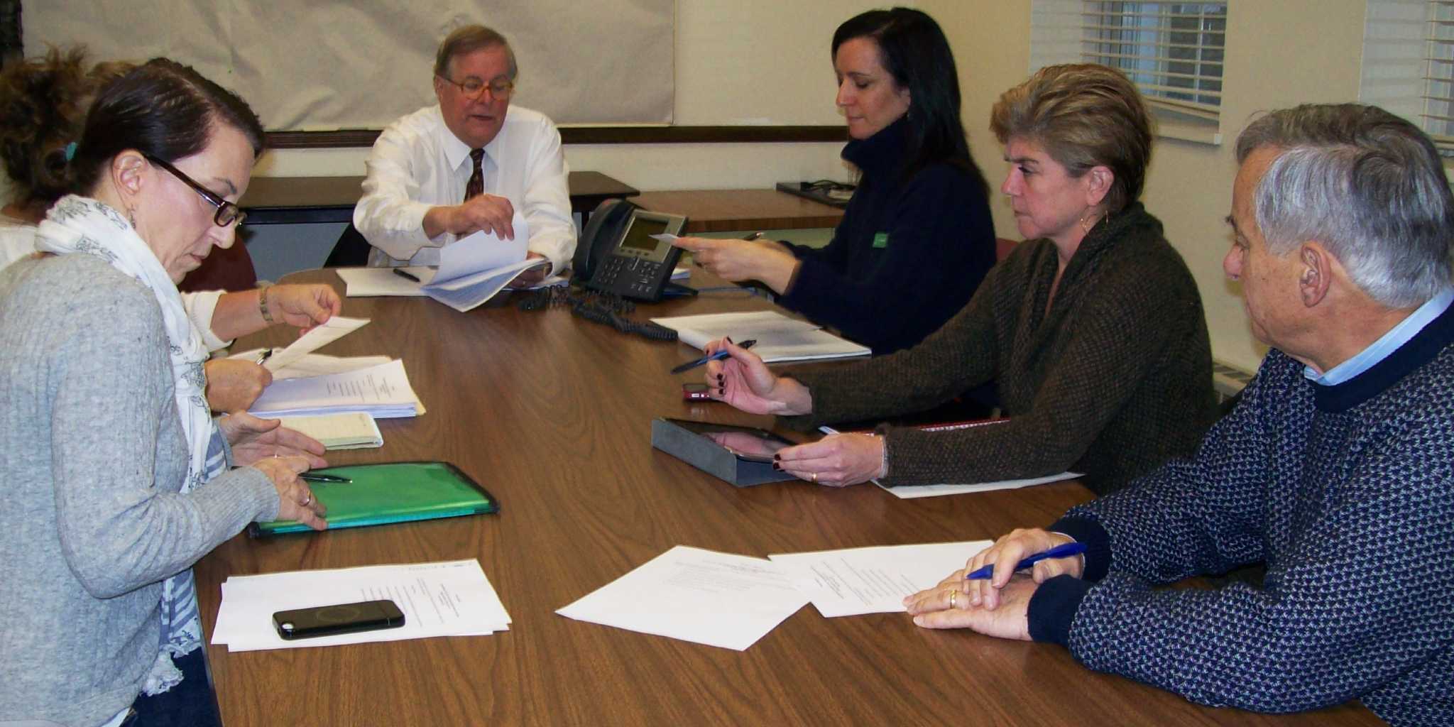 Officials make last-gasp appeal to extend after-school bus service