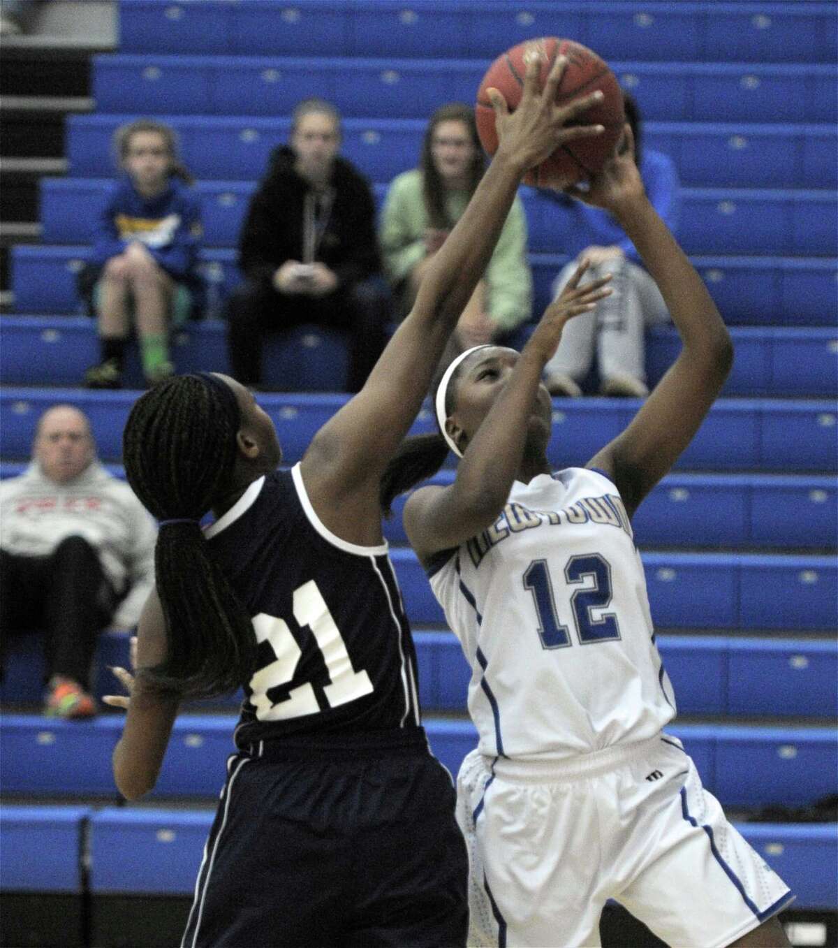 Grand opening: Newtown girls open season with win over rival Lauralton Hall