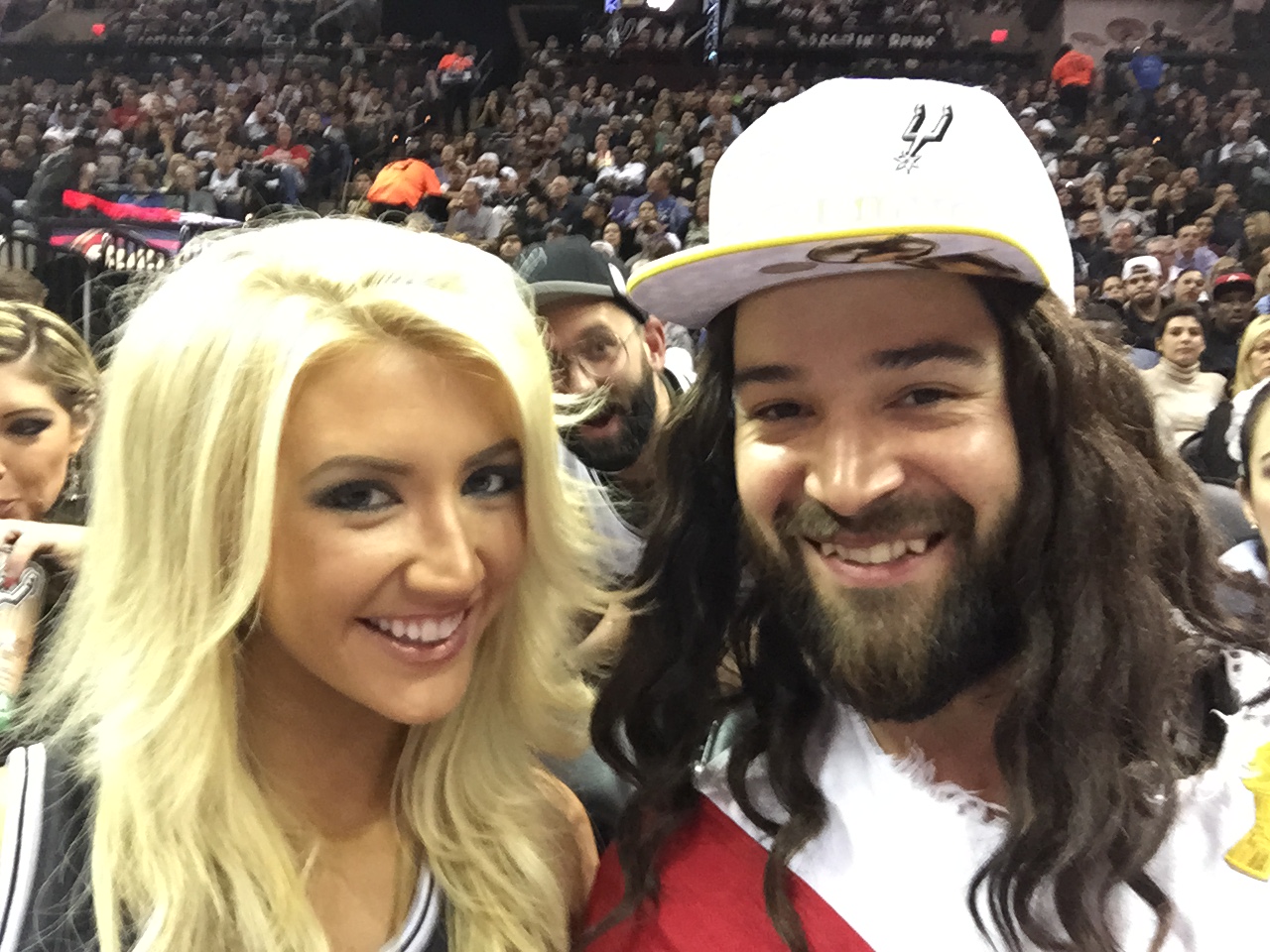 mySpy: Spurs Jesus, fans enjoy win