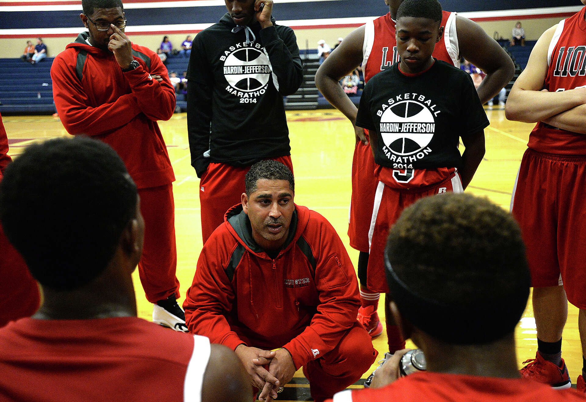 Kountze falls to Big Sandy but later beats LC-M to give Joubert 400th win