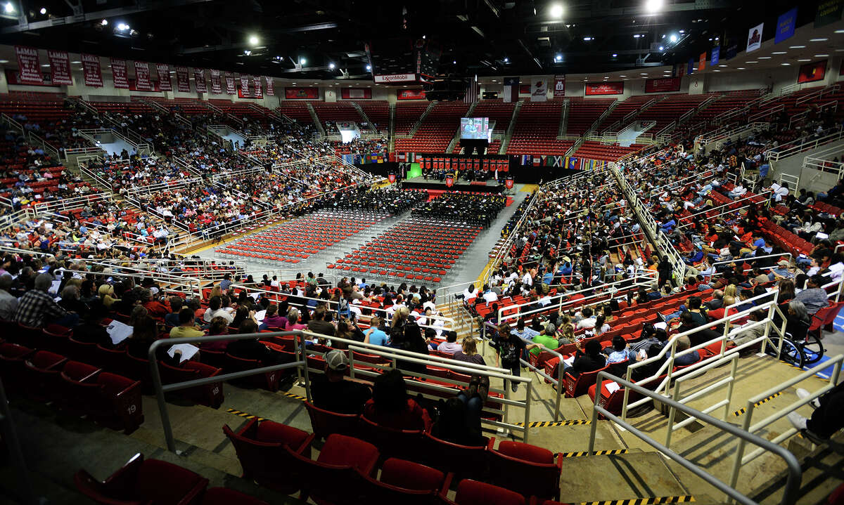 Were you 'Seen' at LU's graduation ceremony?