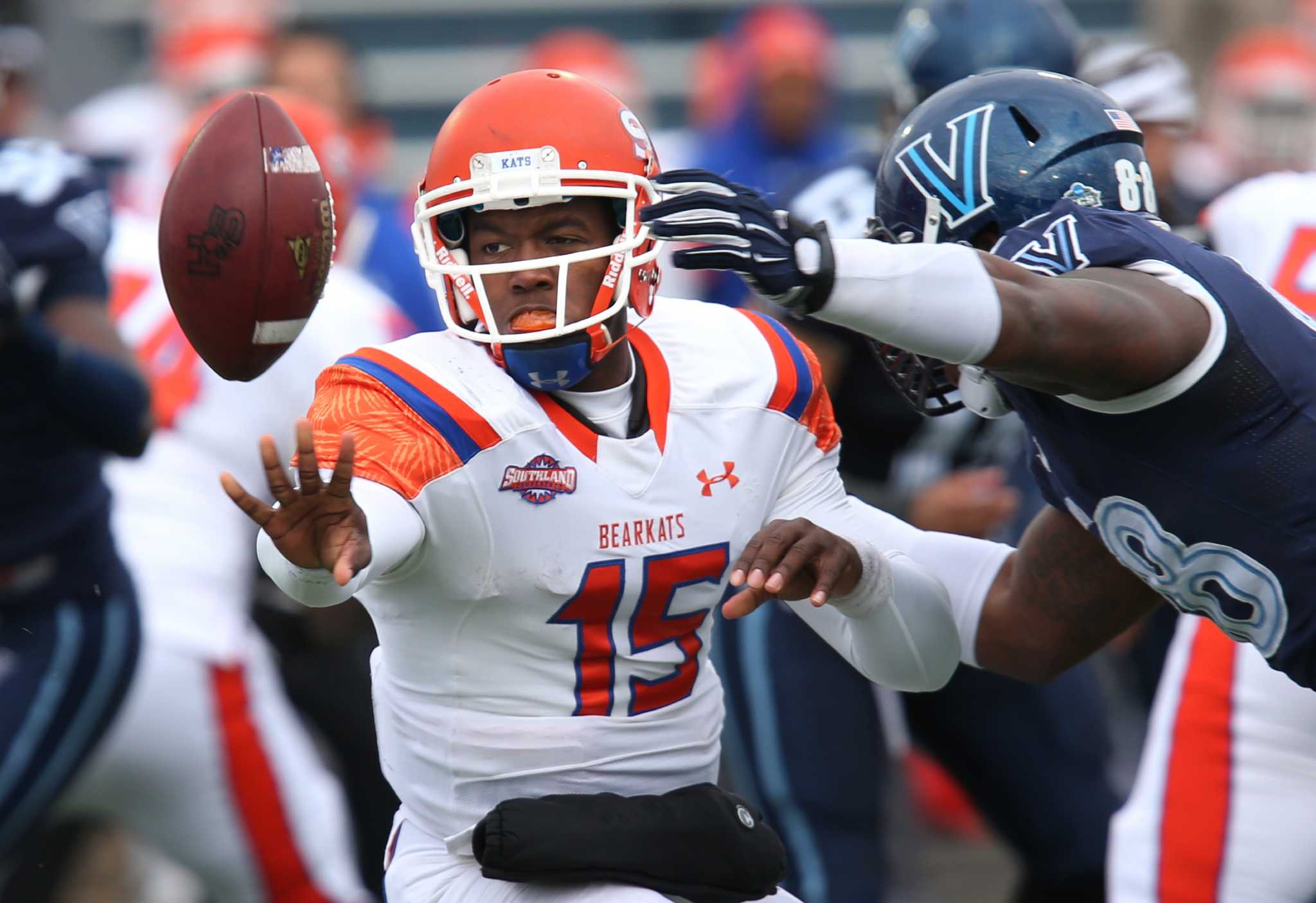 Sam Houston State pulls off upset of Villanova to advance to FCS semifinals