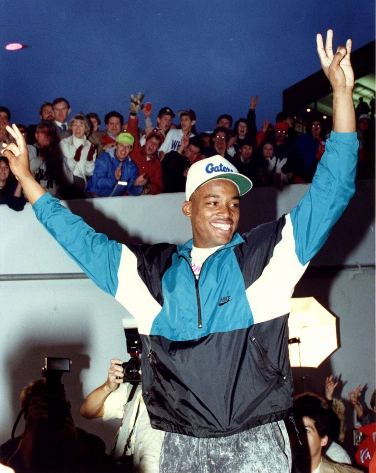 First UH football consensus All-American Rich Stotter dies