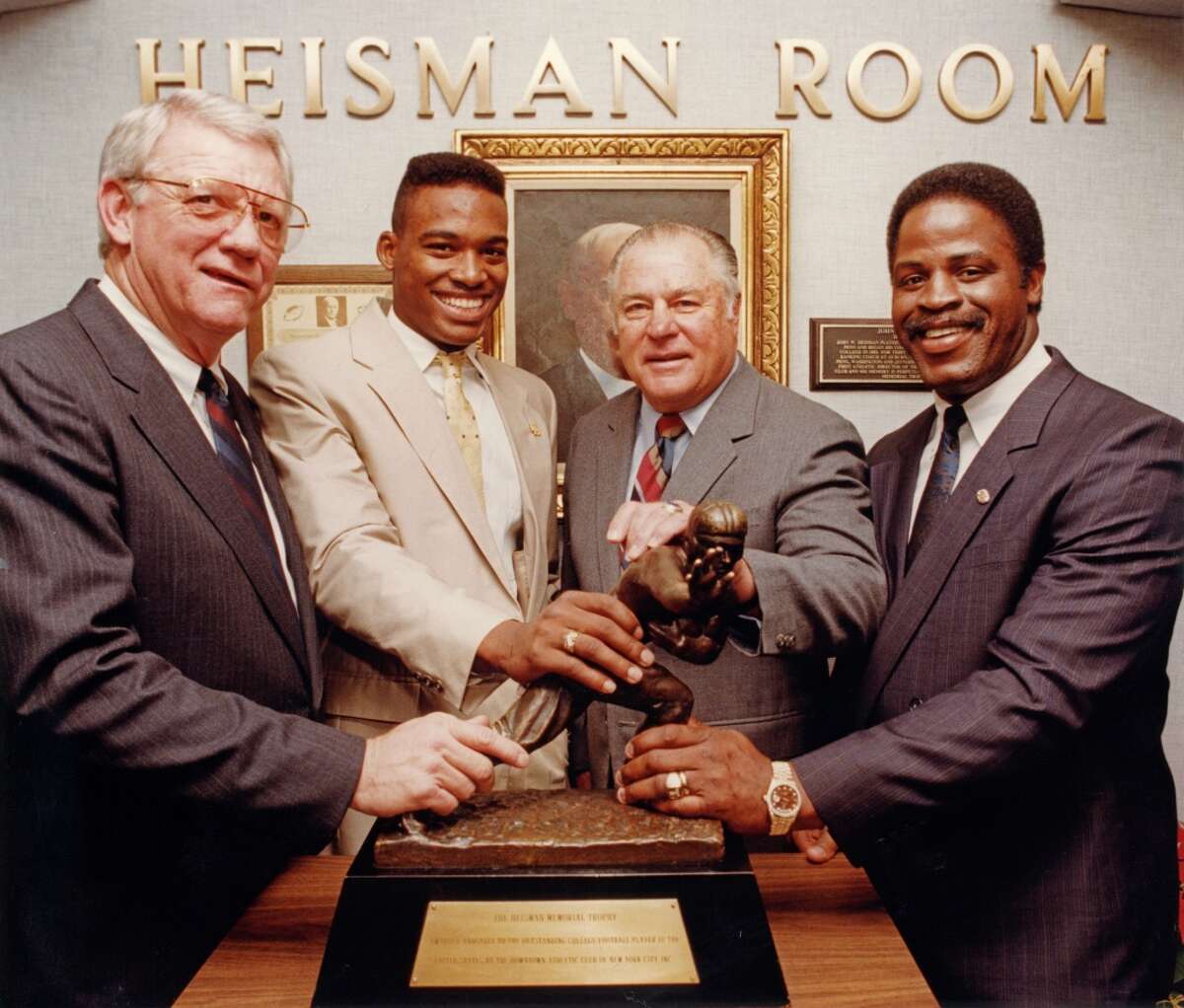 Ware celebrates silver anniversary of Heisman glory