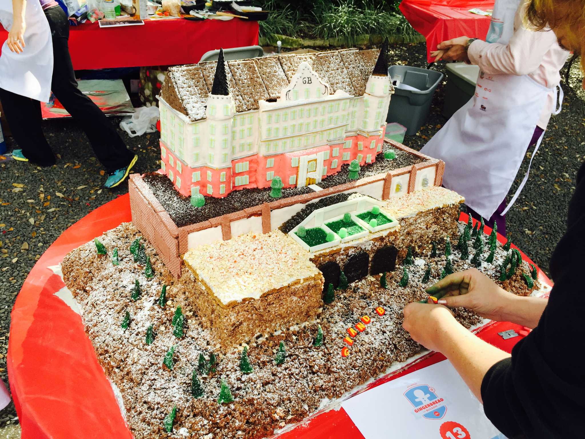 Neuroscientists nab top prize in gingerbread-contest
