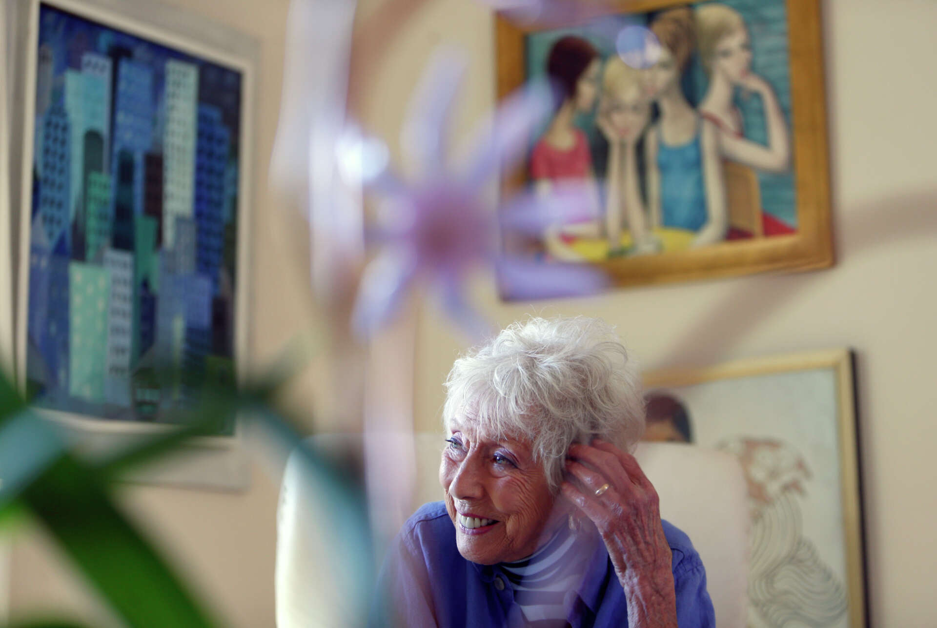 Artist Margaret Keane hasn’t lost wide-eyed enthusiasm for work
