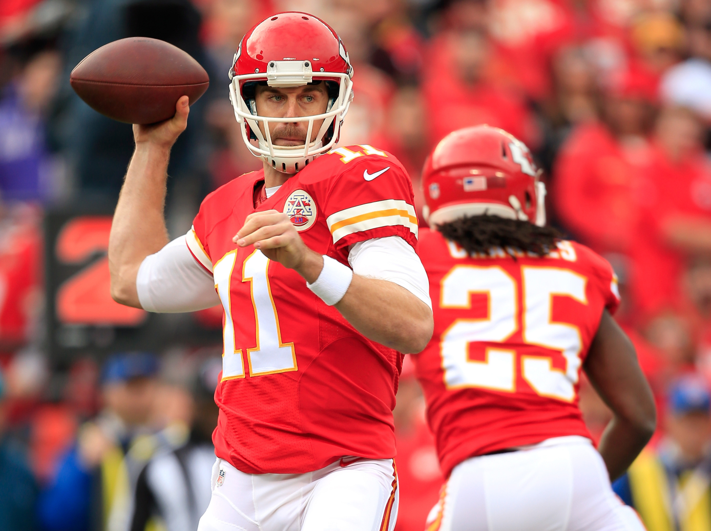 Alex Smith takes what’s given and avoids mistakes in Chiefs win
