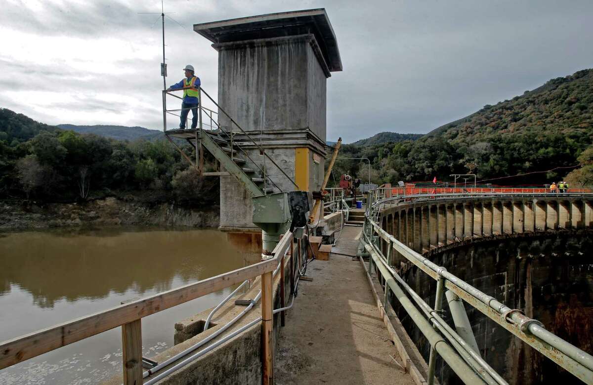 Carmel River diverted to demolish San Clemente Dam