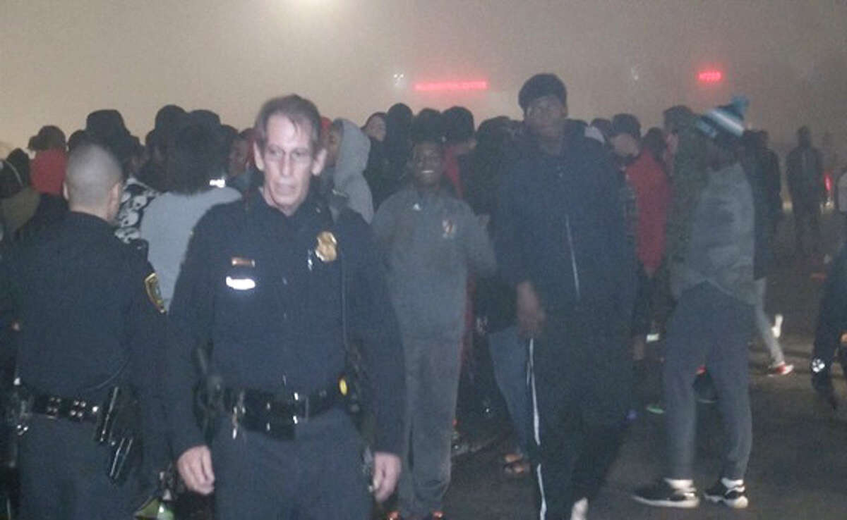 Police contain unruly Air Jordan shoppers at Houston-area malls