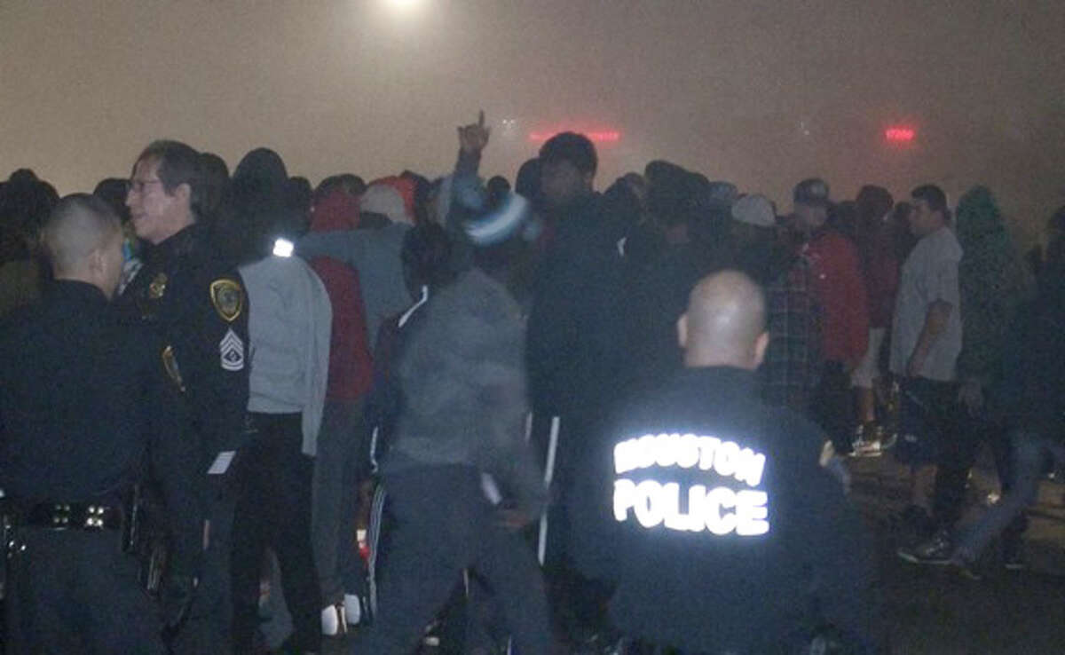 Police contain unruly Air Jordan shoppers at Houston-area malls