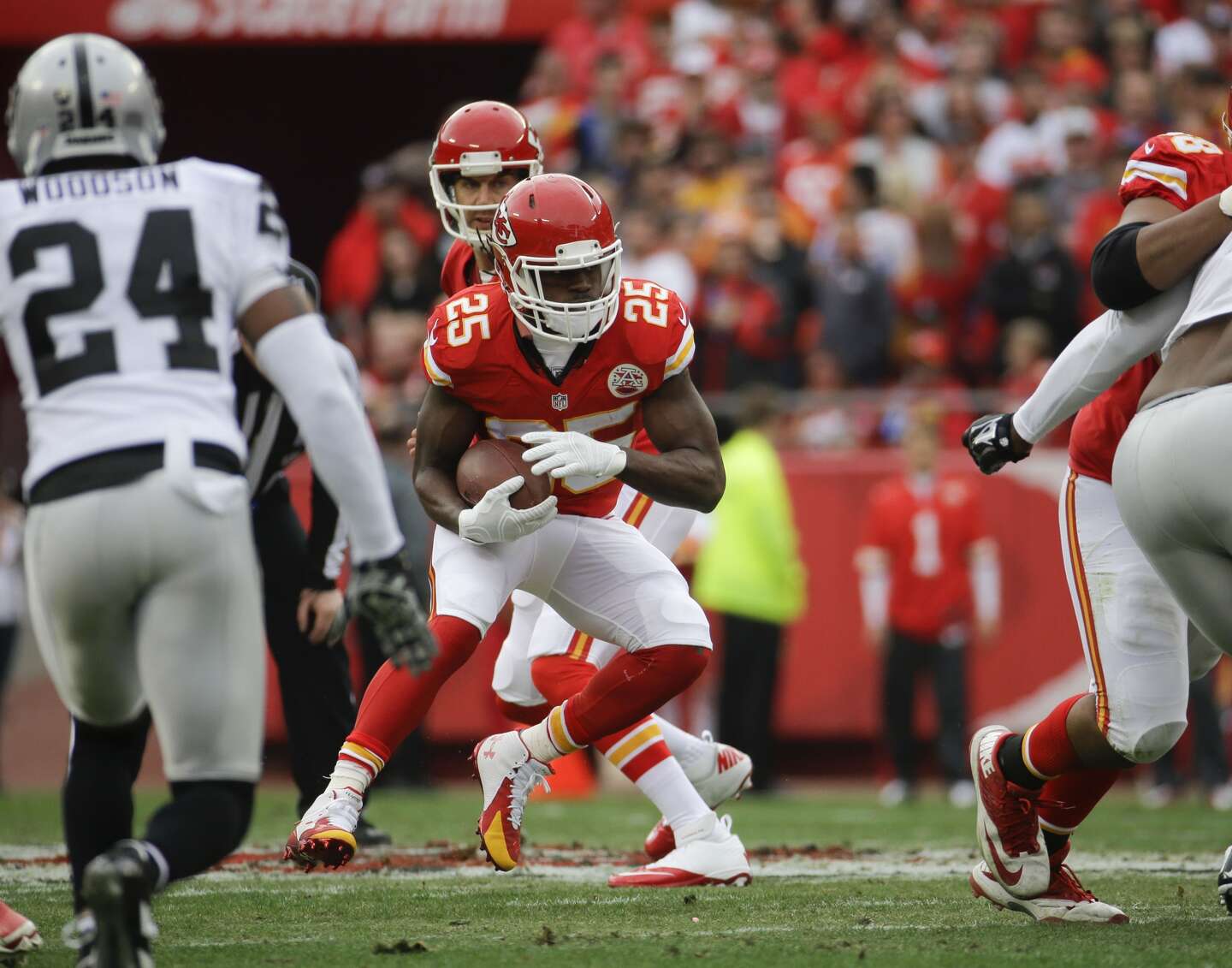Jamaal Charles gets homecoming in Texans-Chiefs season opener