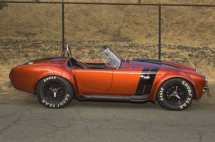 Pilot enjoys attention AC Cobra attracts