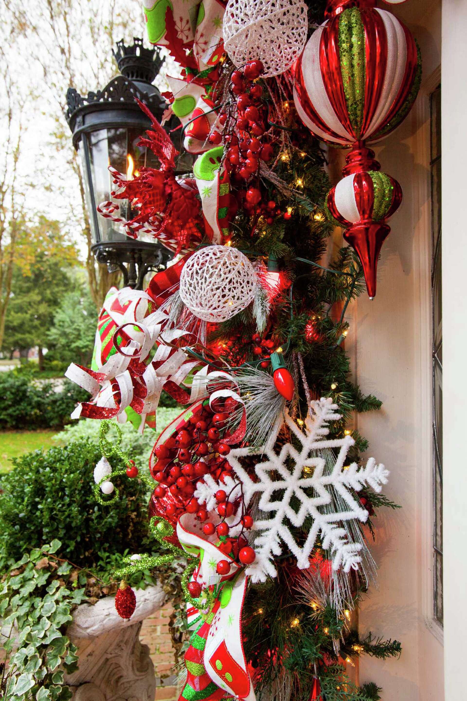 Luxe holiday décor by Houston's go-to seasonal designer