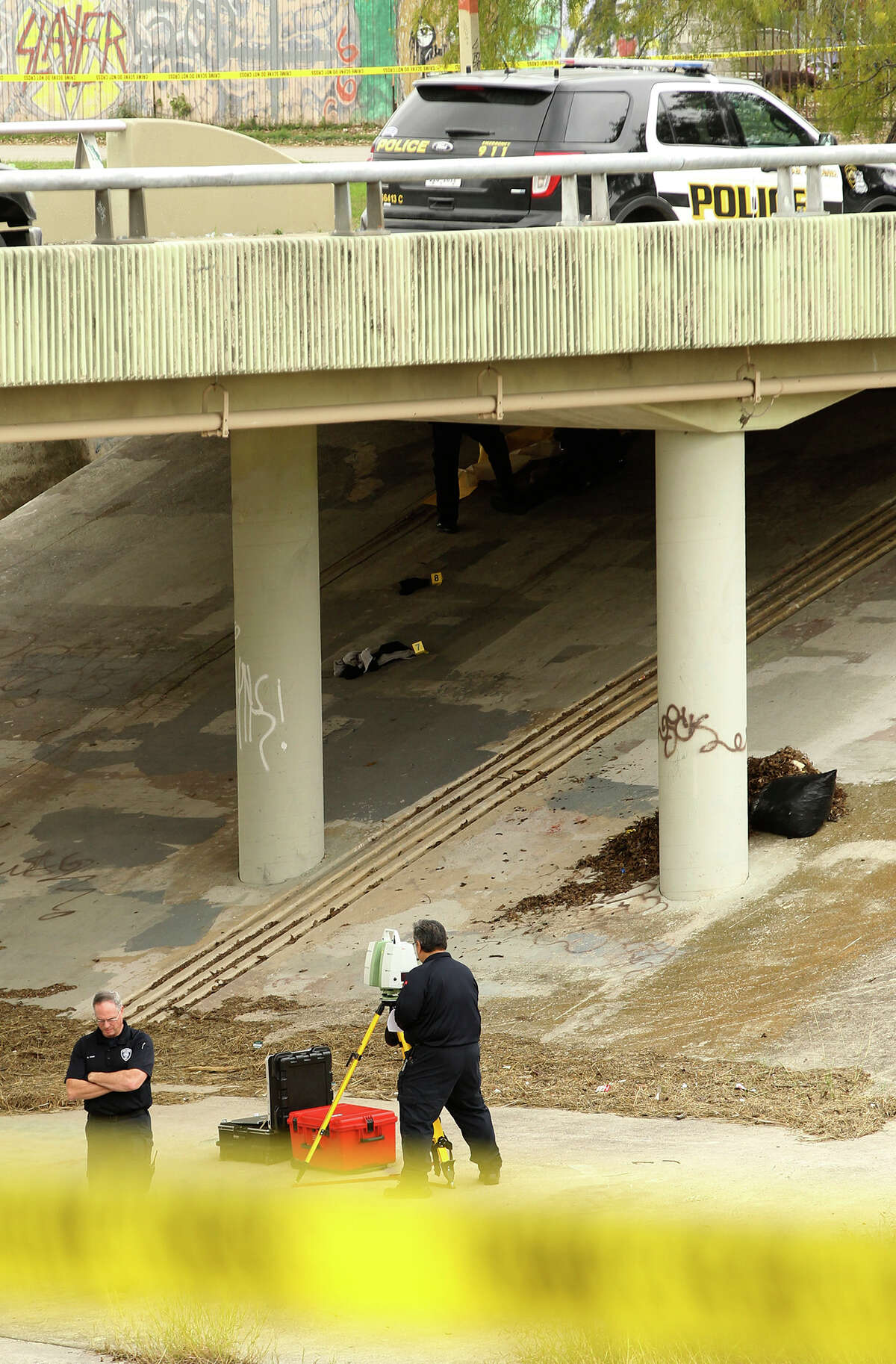 Police identify woman's body found under West Side bridge