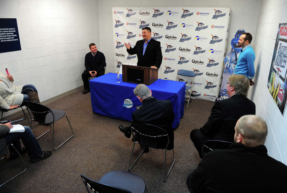 New Bluefish manager VanAsselberg seeking a title right away