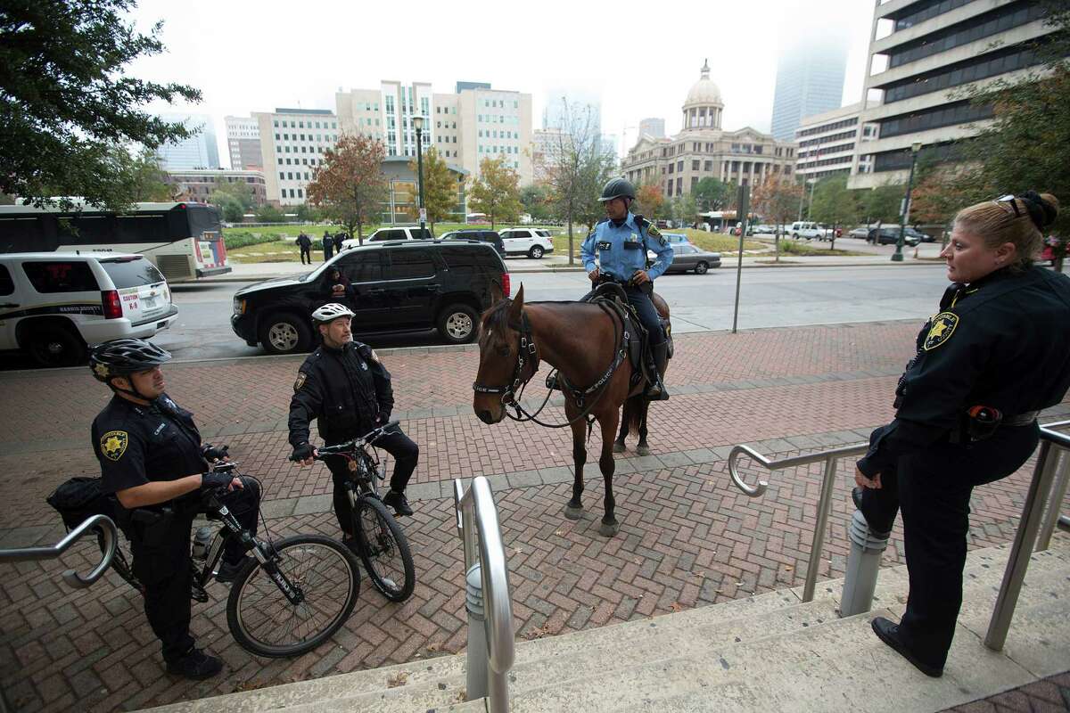 Typo raises speculation of conspiracy in HPD shooting