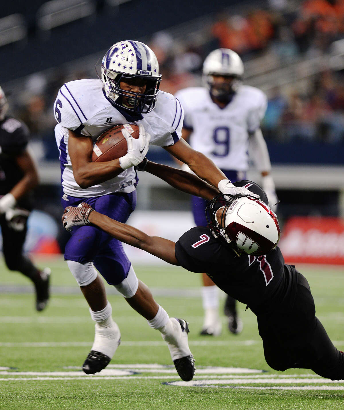 Newton falls to Waskom in state championship game