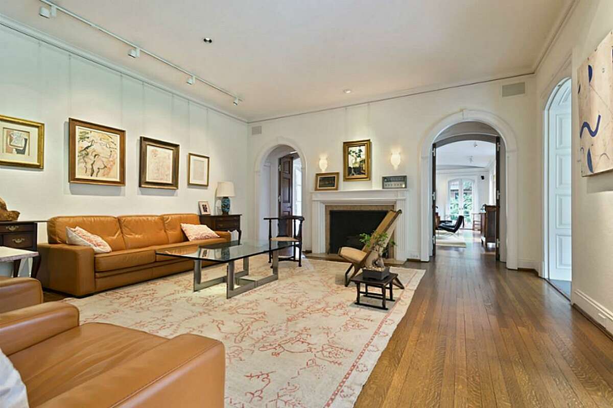 The evolution of the average American house style