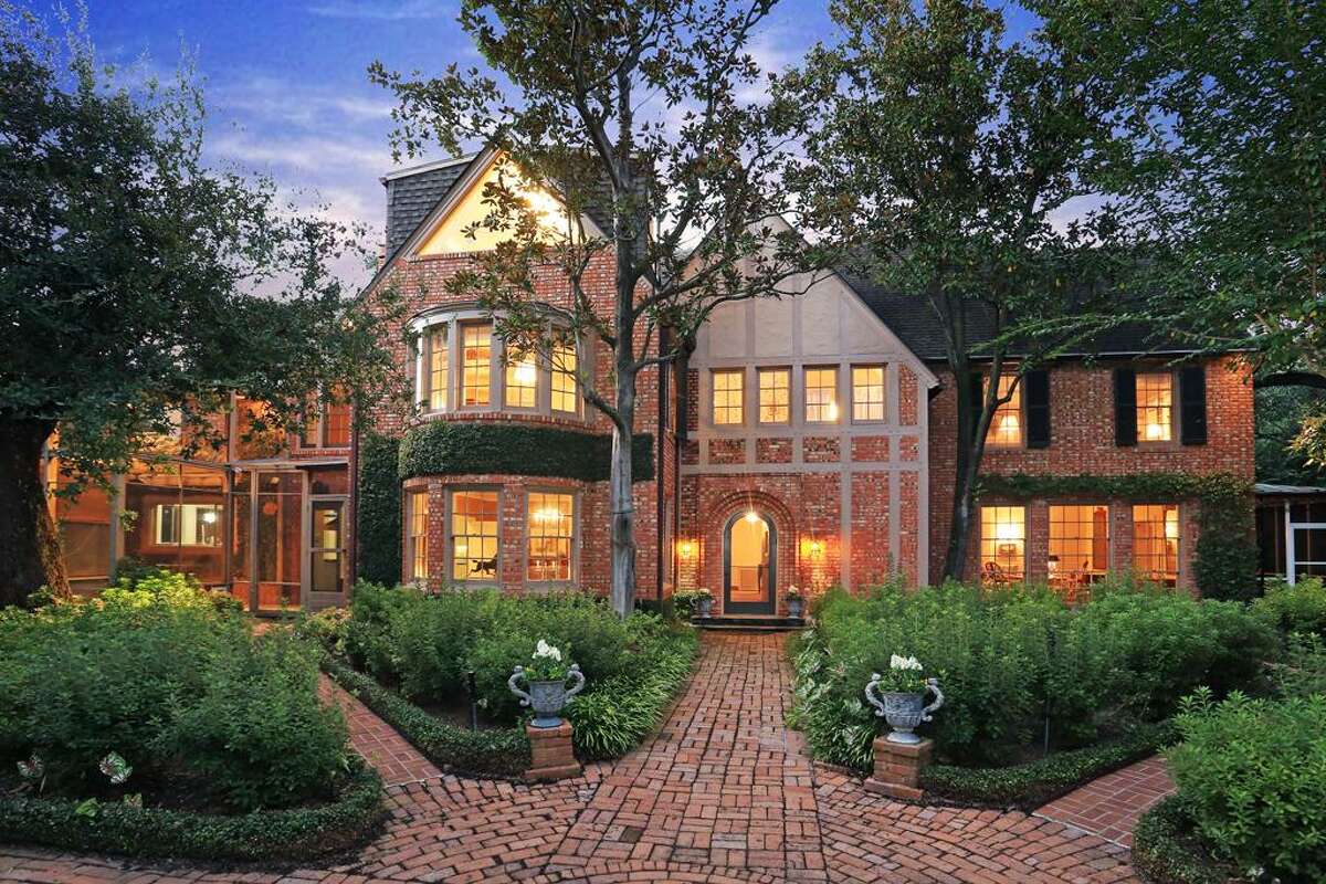 The evolution of the average American house style