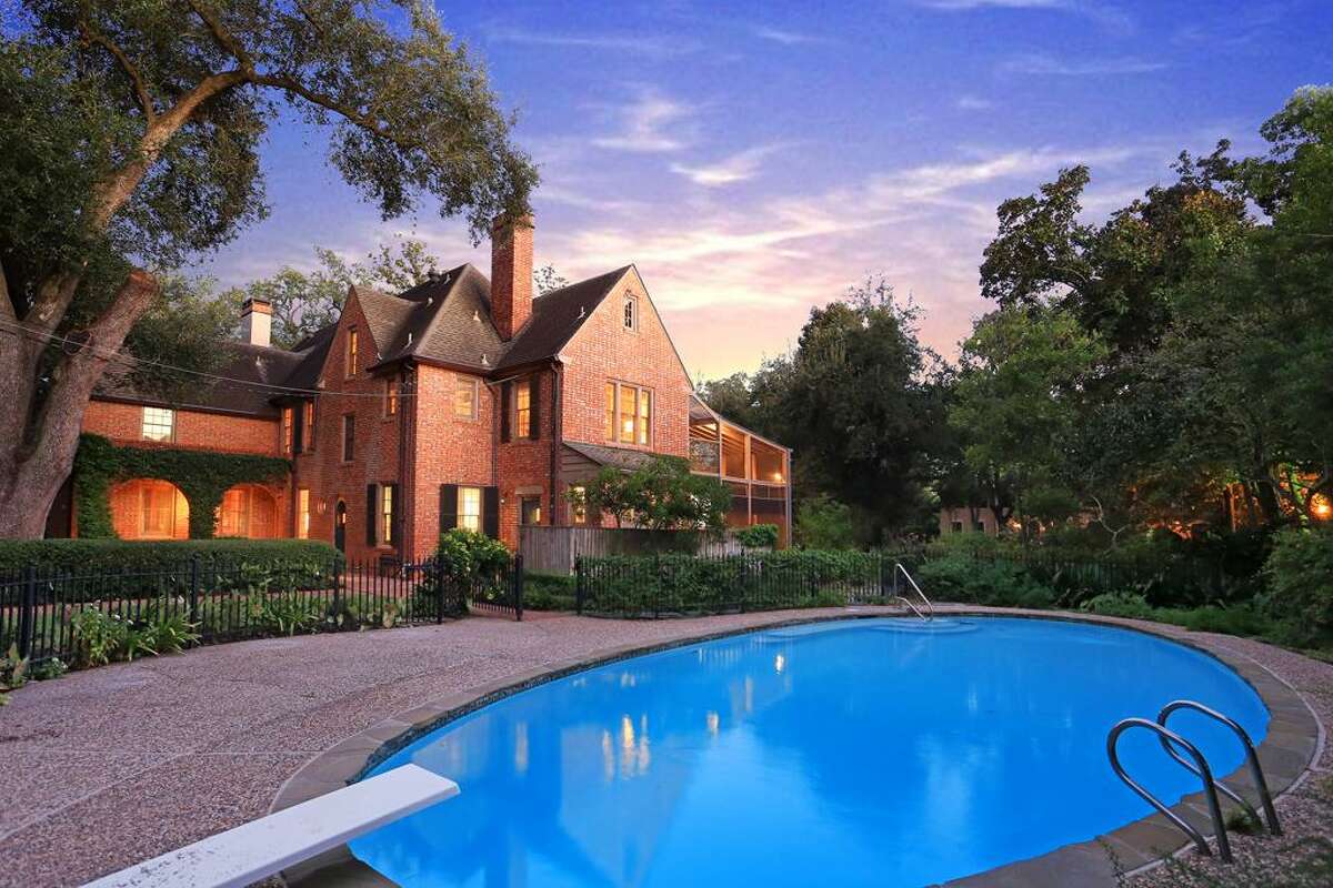 The evolution of the average American house style