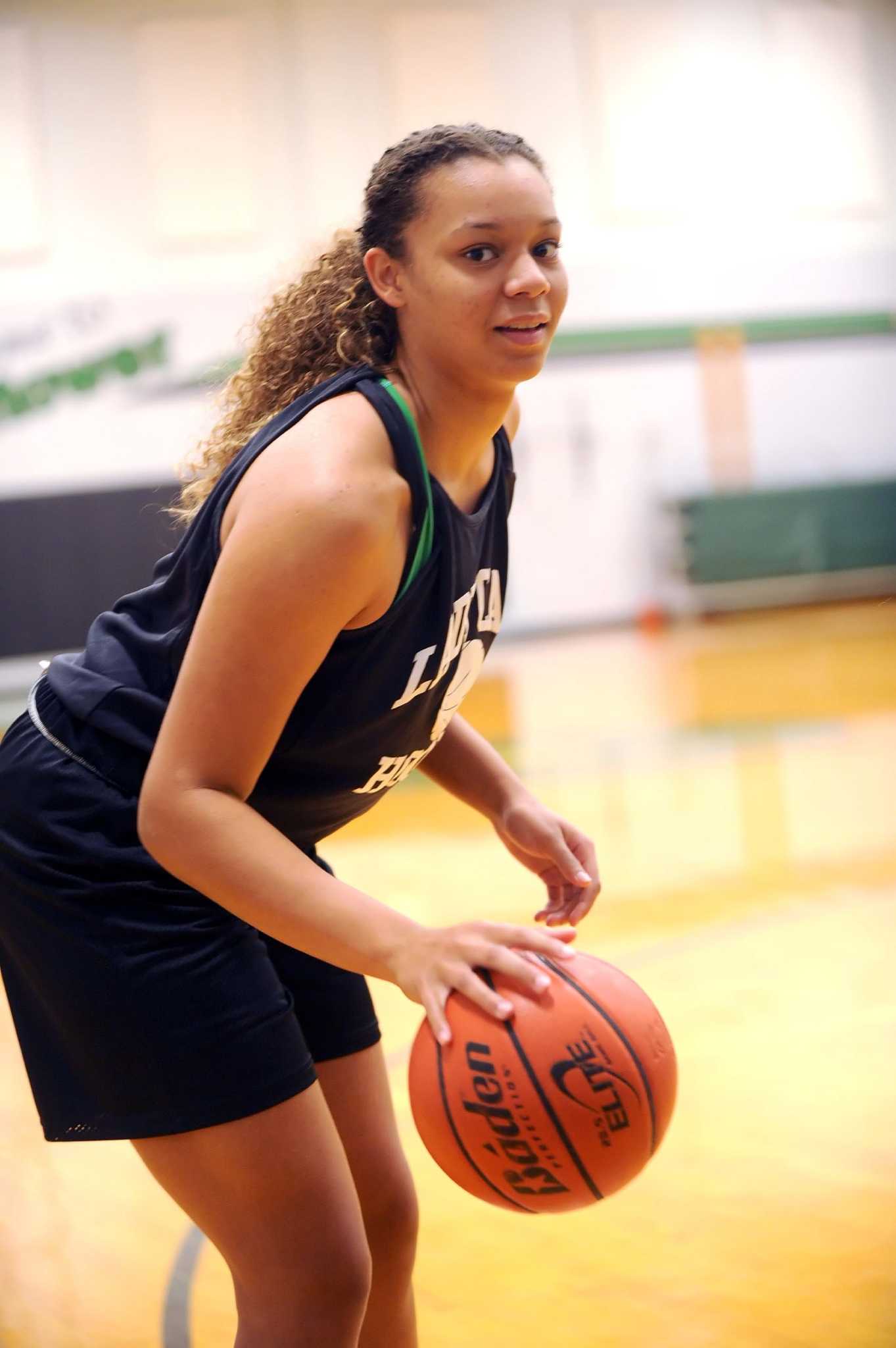 Hurricanes casting their lot with Lott