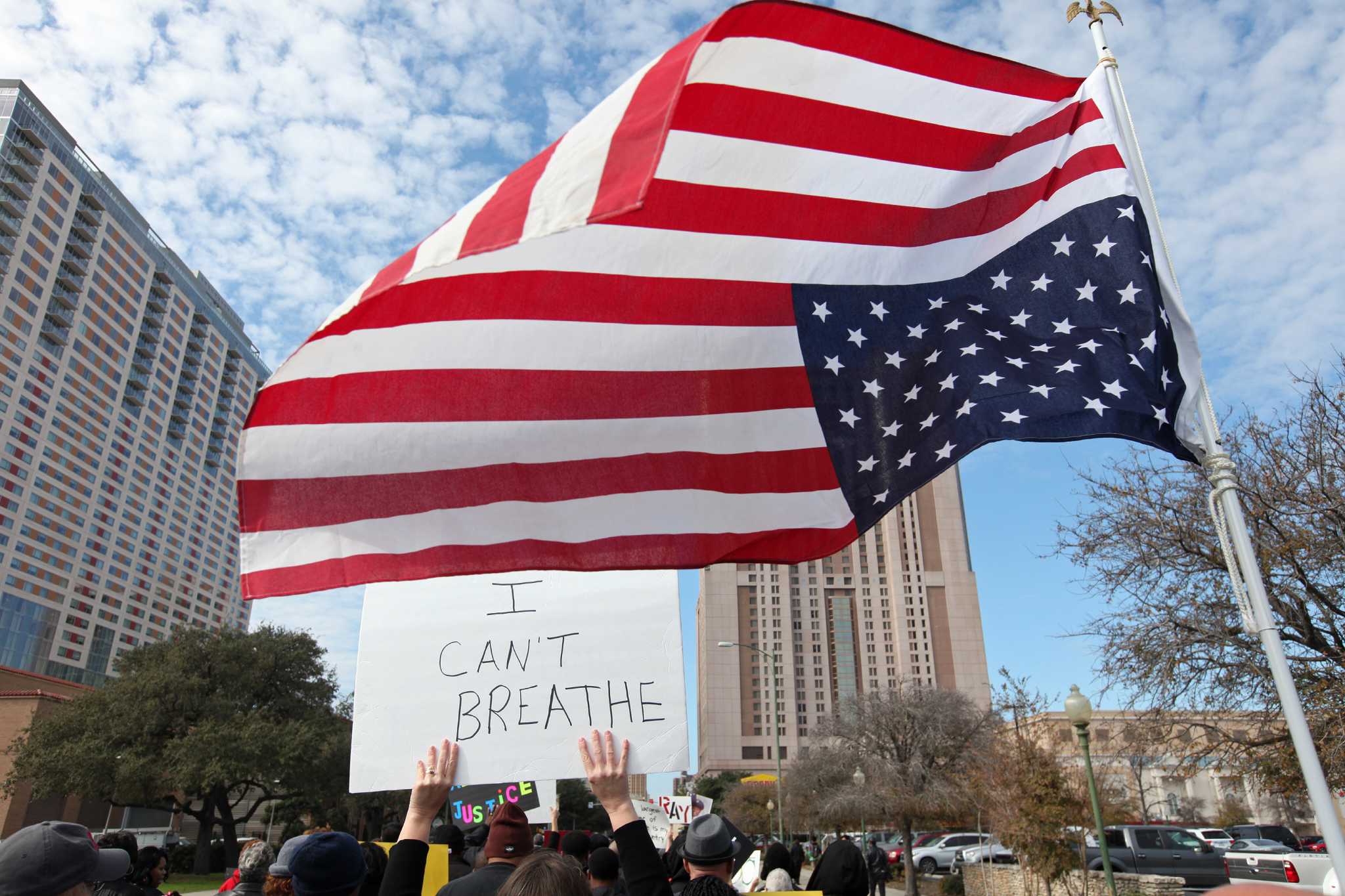 Briefly heckled at mall, S.A. marchers protest police shootings