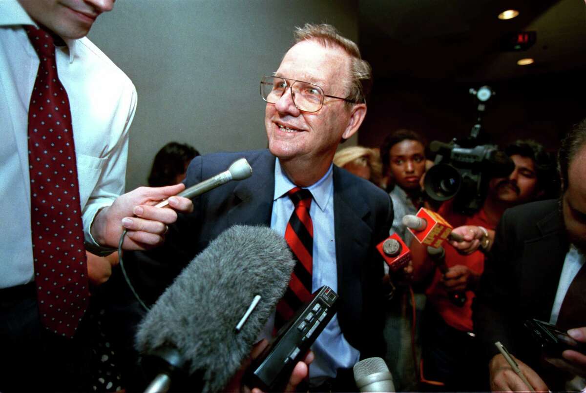 Former Houston mayor Bob Lanier has died