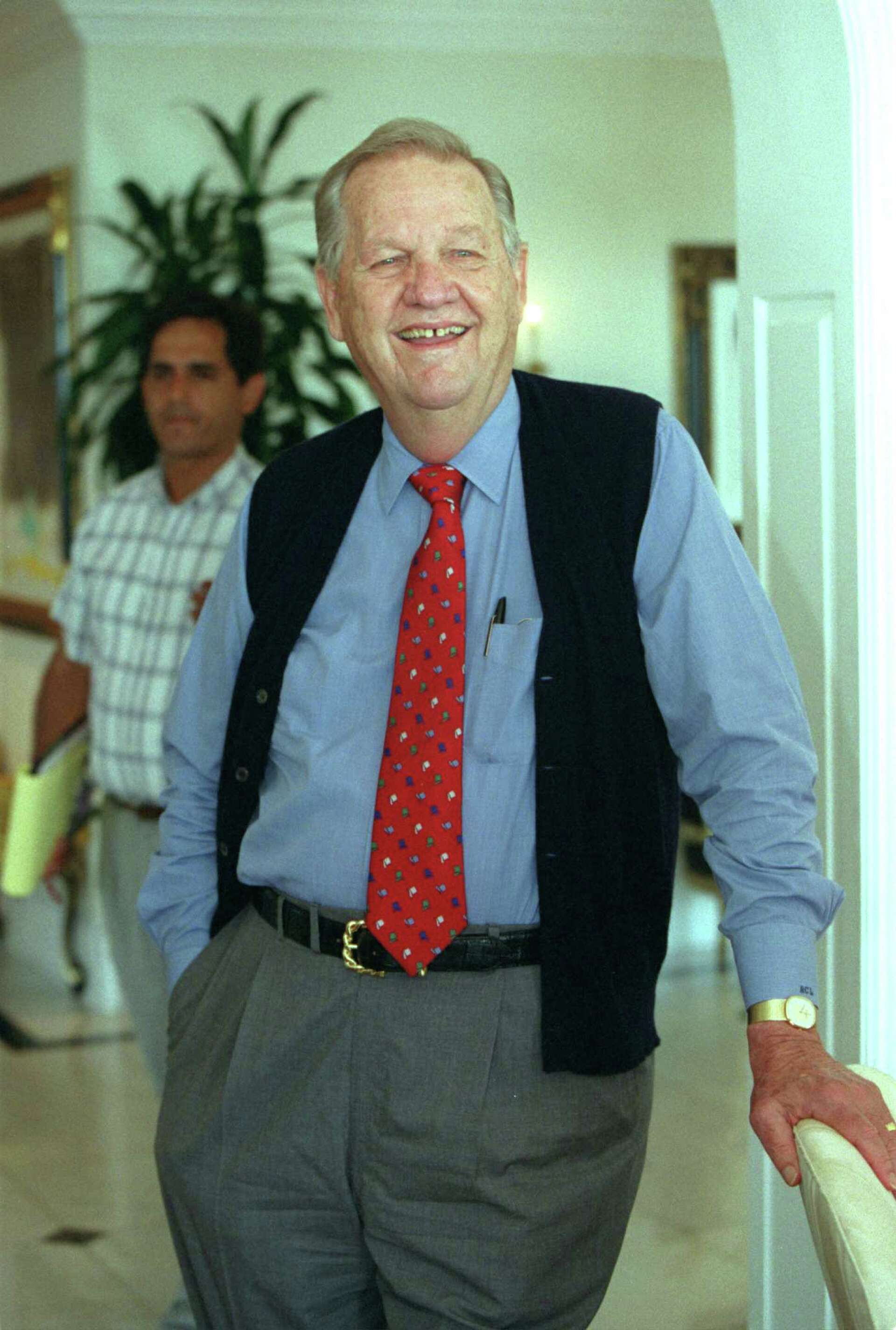 Former Houston mayor Bob Lanier has died