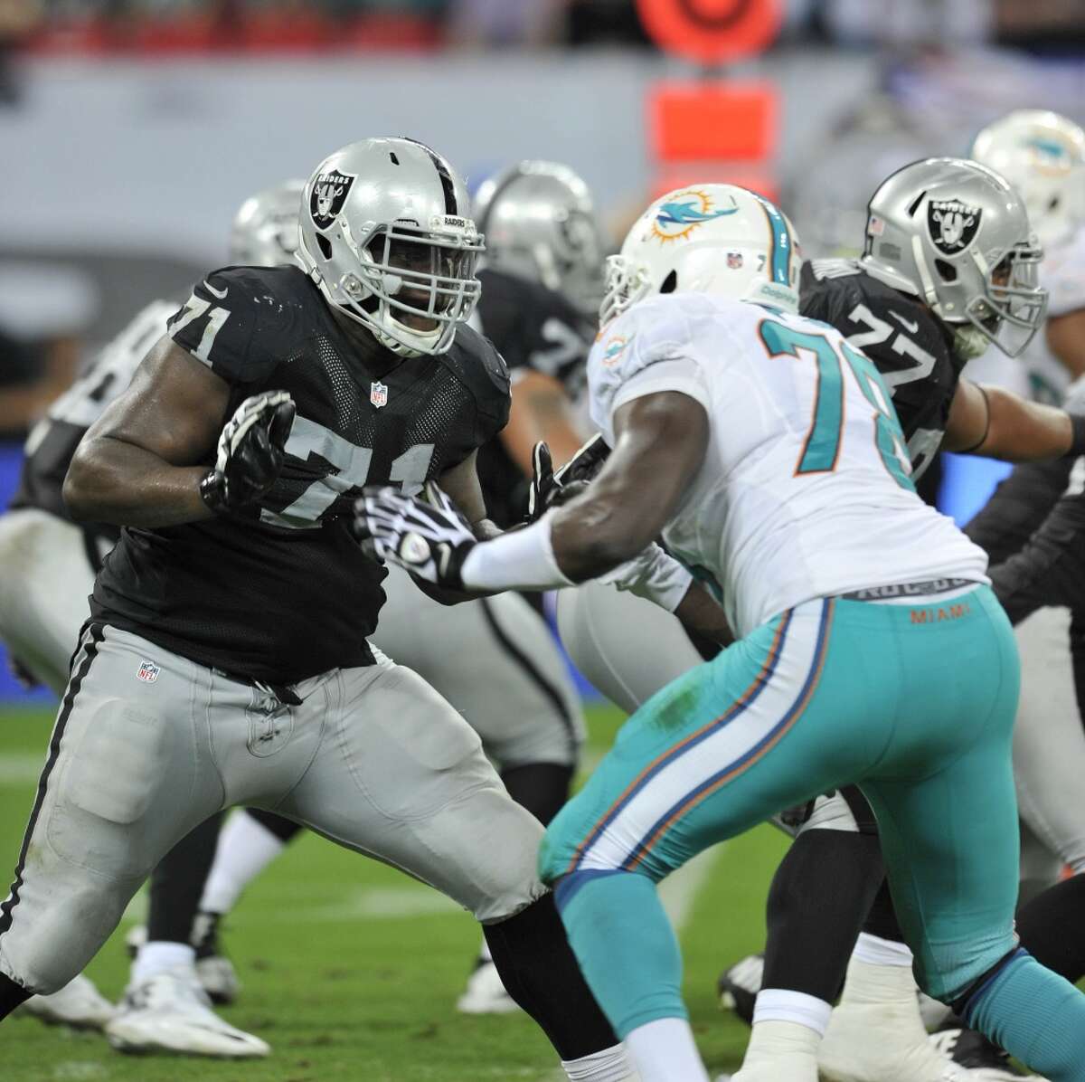 Menelik Watson gives game check to family of ailing 4-year-old