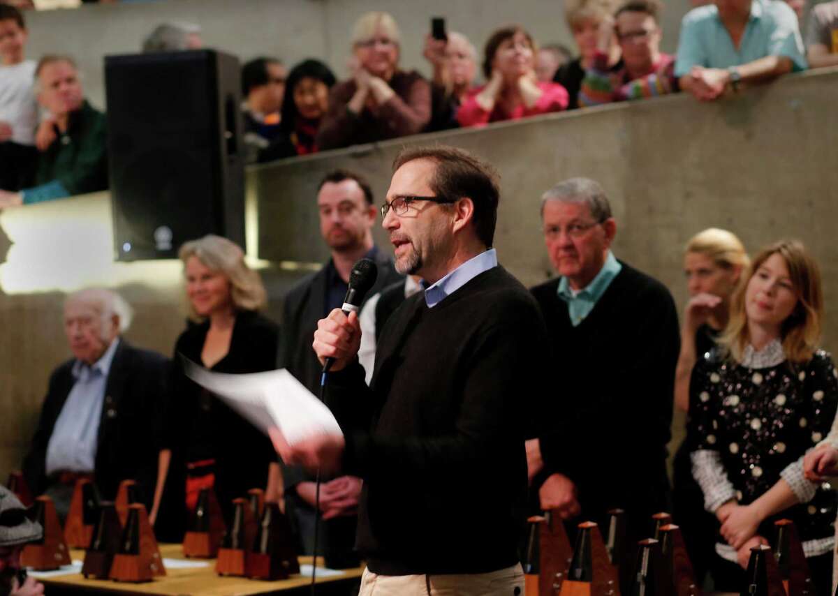 Berkeley Art Museum closes with performance, parade to new home