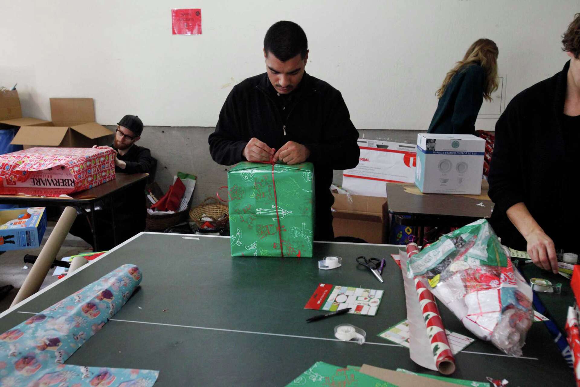S.F. nonprofit makes sure homeless families get holiday gifts